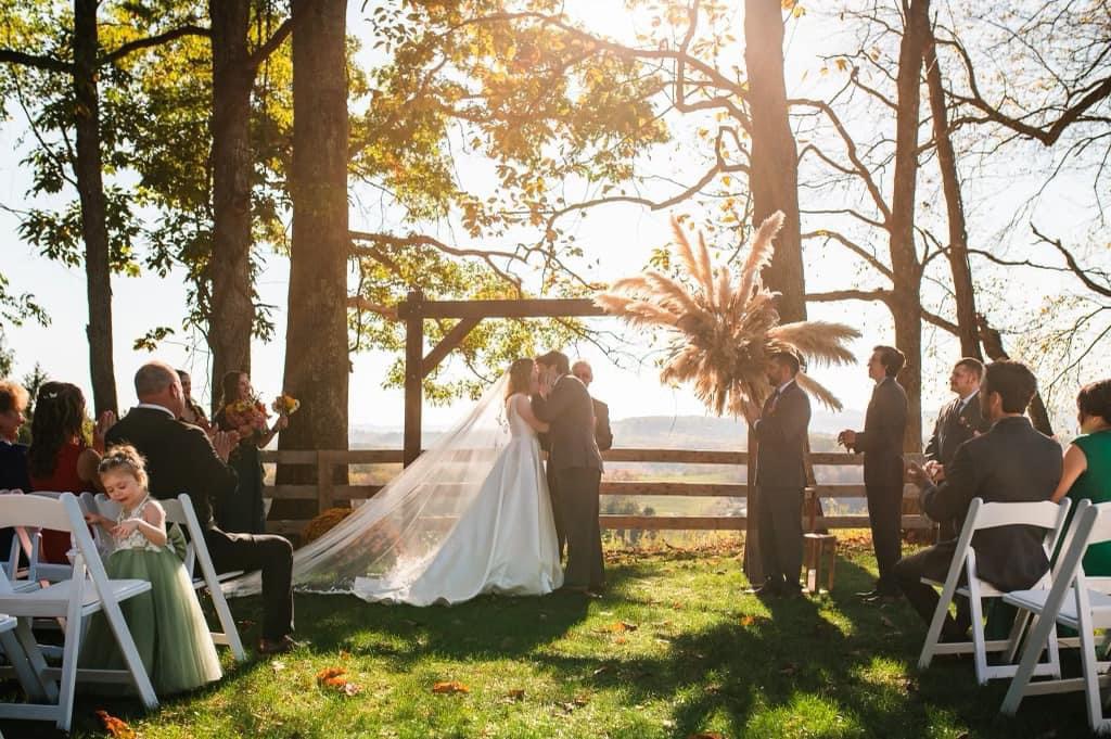 Outdoor Weddings – ABOUT US